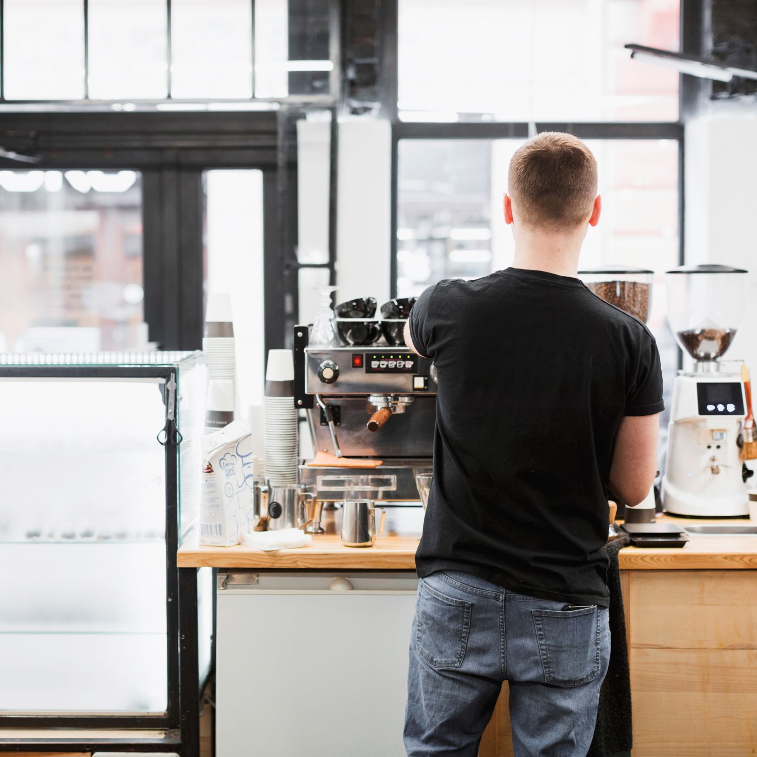 Memiliki Bisnis Coffee Shop dengan Mindset Entrepreneurship - Proxsis HR